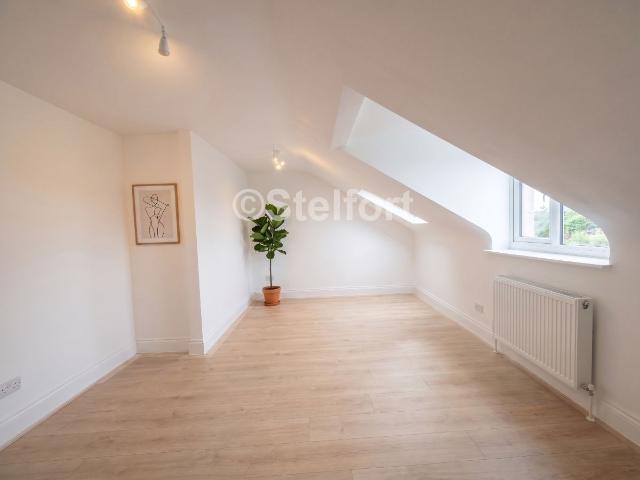 Holloway Road, London N19, 1 bed flat to rent, £1,700 pcm | PrimeLocation