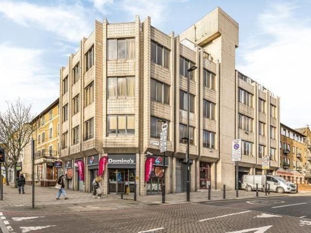 Holloway Road, London N19, 2 bed flat to rent, £2,353 pcm | PrimeLocation