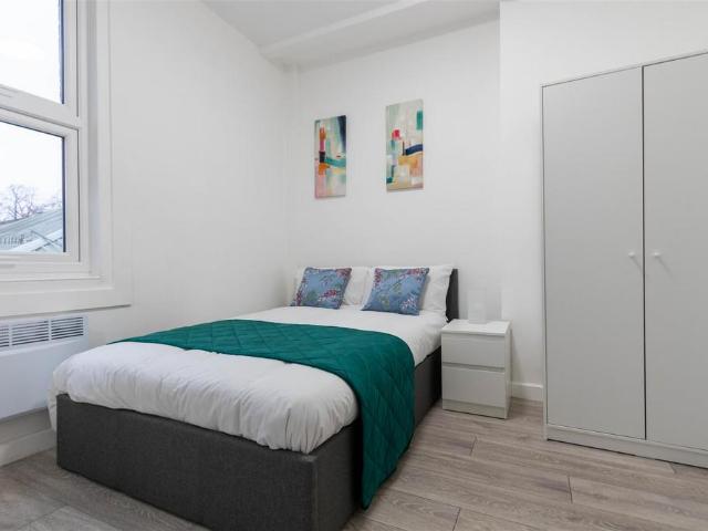 Holloway Road, London, N7 4 bed house share to rent £1,235 pcm £285 pw