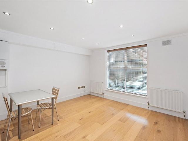 Holloway Road, London, N7 1 bed apartment to rent £2,300 pcm £531 pw