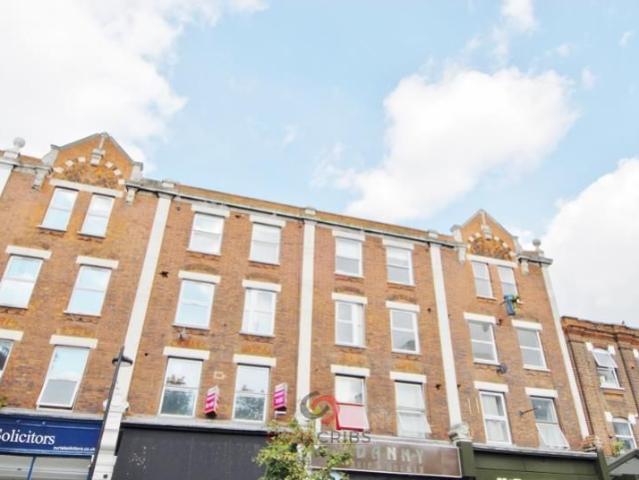 Holloway Road, London N7, Studio to rent, £1,300 pcm | PrimeLocation