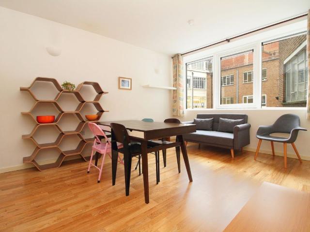 Holloway Road, Whittington House N19, 1 bed flat to rent, £1,800 pcm | PrimeLocation