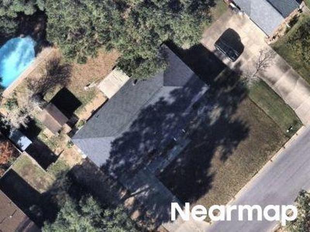 Hollowbrook Dr