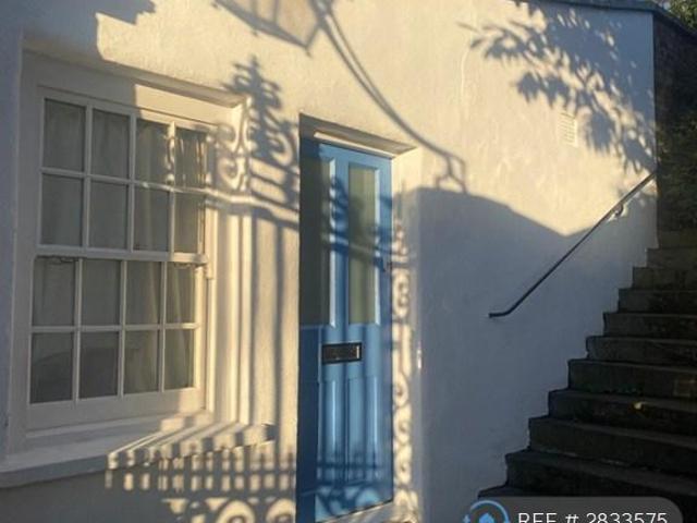 Holly Terrace, Highgate, N6 1 bed detached house to rent £2,054 pcm £474 pw