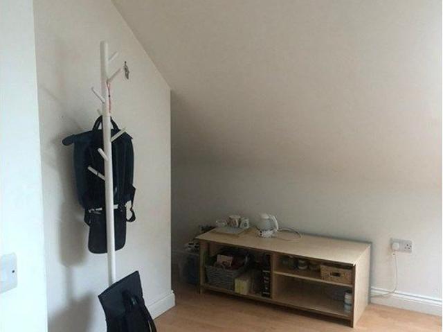 Holly Tree Farm, Manchester M20, Room to rent, £600 pcm | PrimeLocation