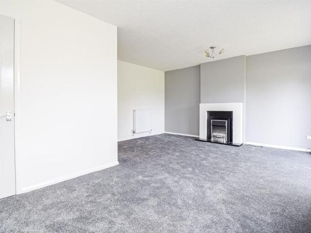 Holly Approach, Ossett