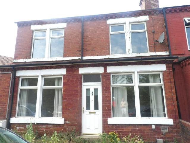 Holly Avenue, Bentley, Doncaster DN5, 2 bed terraced house to rent, £650 pcm | PrimeLocation