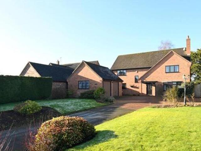 Holly Bank, Main Road, 4 Bedroom House
