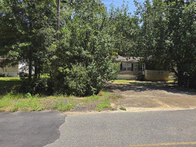 Holly Cir
