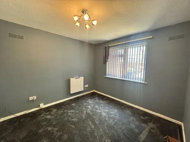 Holly Court, Mansfield, NG19, Property for rent