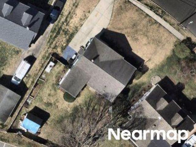 Holly Dr