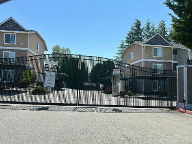 Holly Dr Apt B301