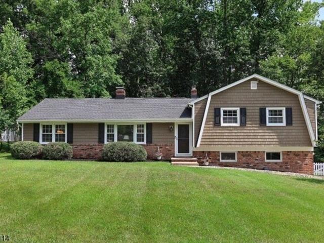 Holly Dr, Denville, Home For Sale