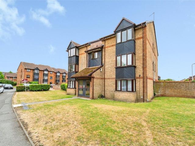 Holly Gardens, West Drayton UB7, Studio to rent, £1,000 pcm | PrimeLocation