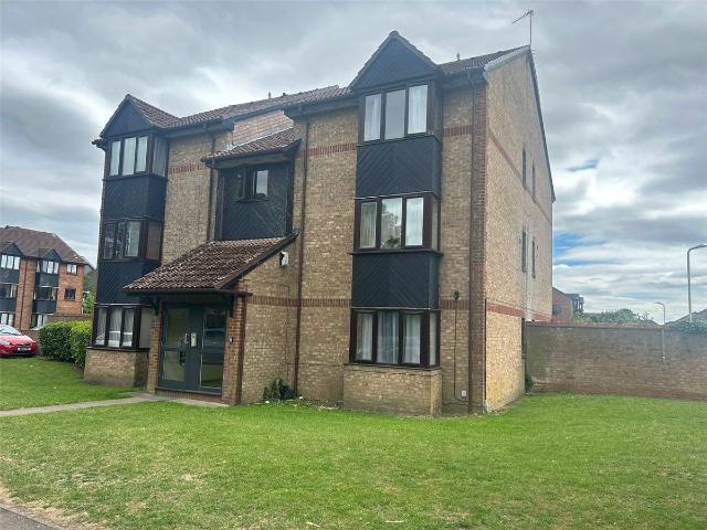 Holly Gardens, West Drayton UB7, Studio to rent, £975 pcm | PrimeLocation