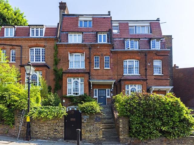 Holly Hill, London NW3, 2 bed flat to rent, £6,933 pcm | PrimeLocation