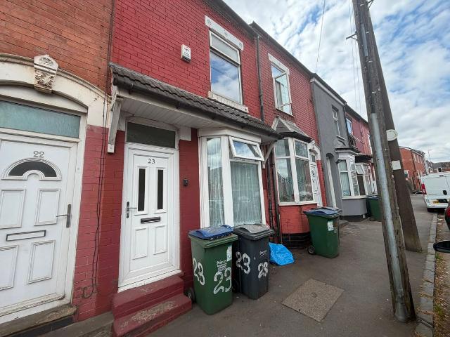 Holly Lane, Smethwick B66, 3 bed terraced house to rent, £1,100 pcm | PrimeLocation