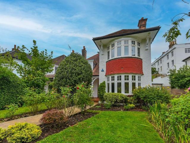 Holly Lodge Gardens, Highgate, London N6, 4 bed property to rent, £10,000 pcm | PrimeLocation