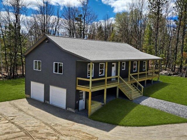 Holly Ln, Cornville, Home For Sale