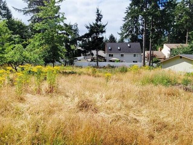 Holly Ln, Shelton, WA 98584