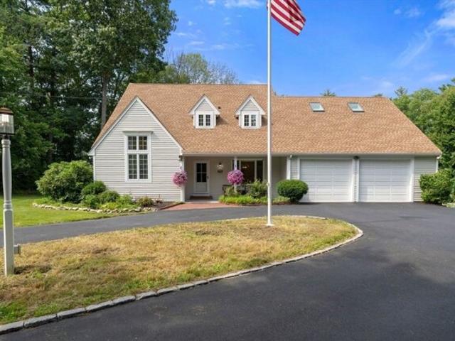 Holly Rd, Marshfield, Home For Sale