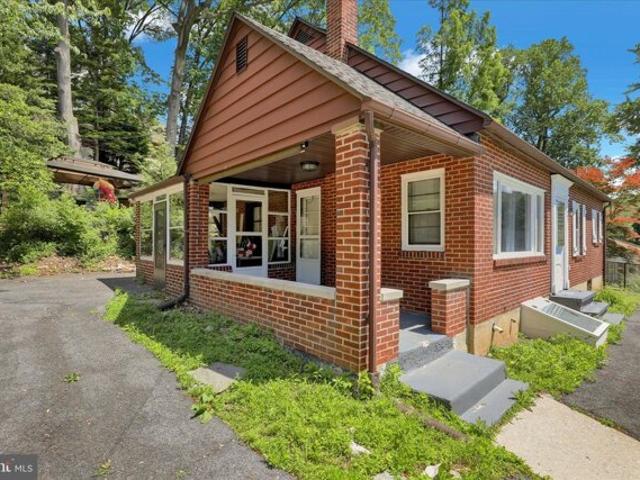 Holly Rd, Reading, Home For Sale