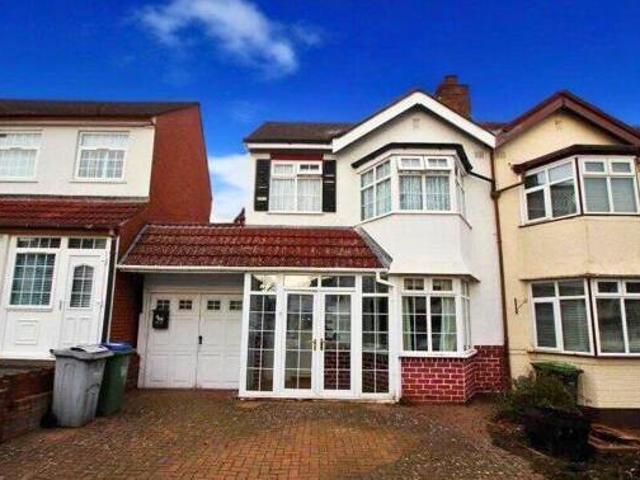 Holly Road, Oldbury, 3 Bedroom Semi detached