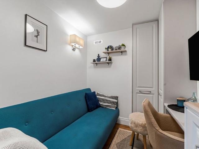 Holly Road, TW3, London