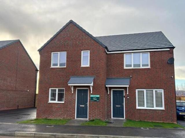 Hollym Road, St Peters Rise, Withernsea, 3 Bedroom Semi detached