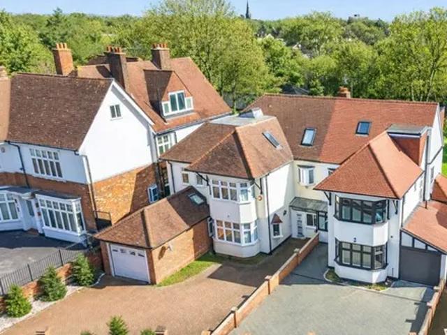 Hollybush Hill, London, E11 1FB, United Kingdom | 5 bed duplex for rent #165463475 | Rentberry