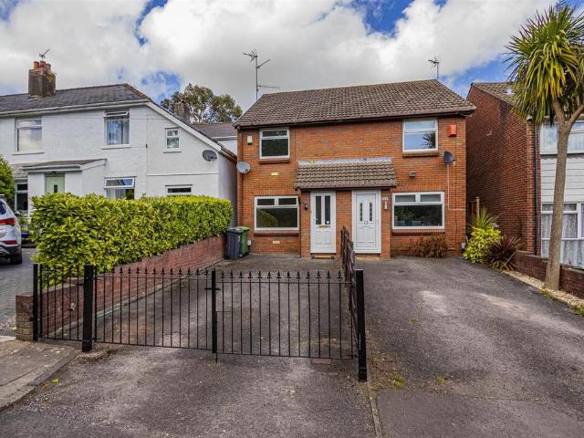 Hollybush Road, Cardiff CF23 3 bed semi detached house to rent £1,375 pcm £317 pw