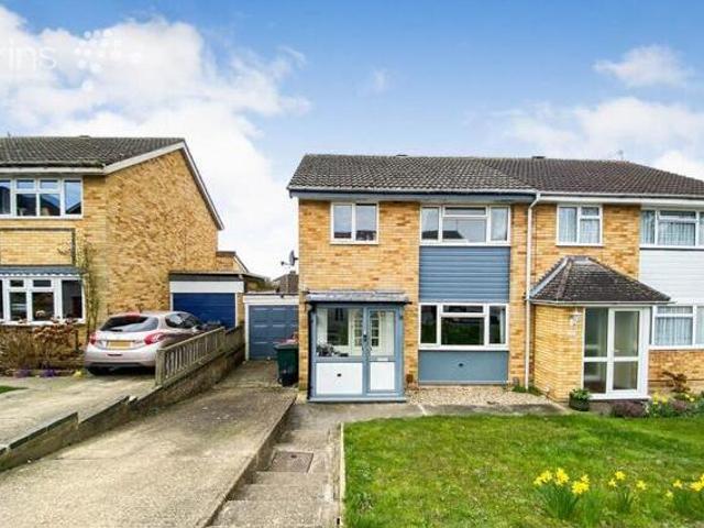 Hollydale Close, Reading, 3 Bedroom Semi detached
