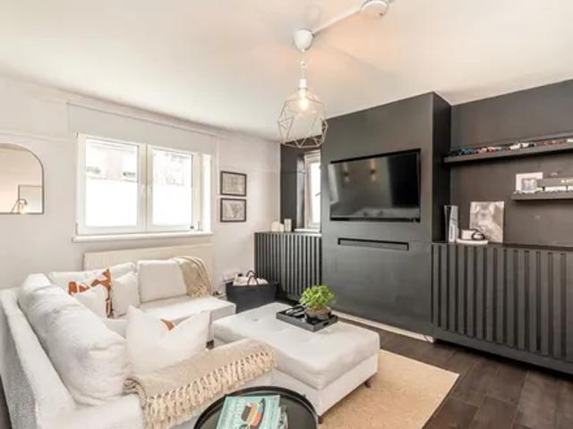 Hollydale Road, London, SE15 2TG, United Kingdom | 2 bed apartment for rent #167642568 | Rentberry