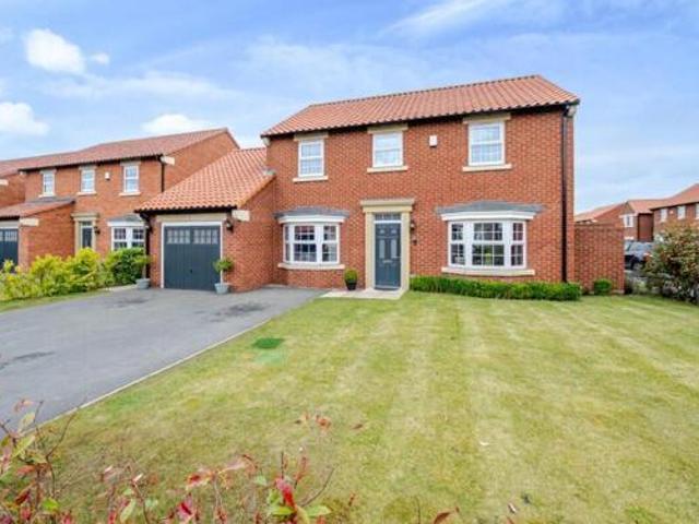 Hollytree Way, Brayton, 4 Bedroom Detached
