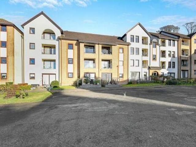 Hollywood, Largs, 2 Bedroom Flat