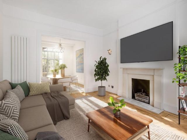 Hollywood Road, Chelsea, London, SW10 4 bed terraced house to rent £9,000 pcm £2,077 pw
