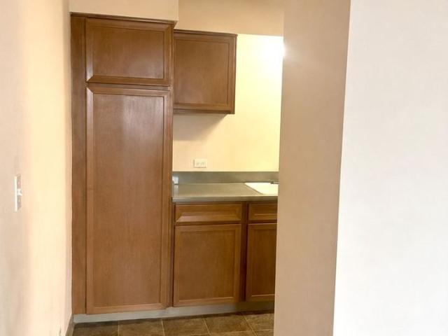 Hollywood Towne House 1 Bedroom Apartment for Rent at 4265 Ne Halsey St, Portland, OR 97213 Hollywood