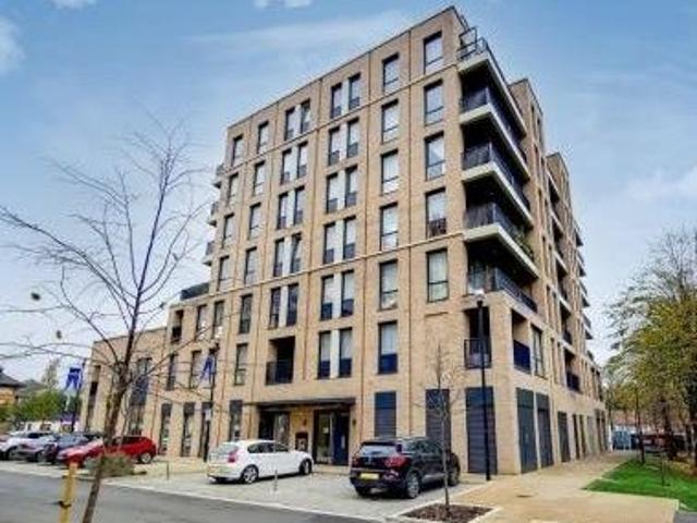 Holman Drive, Southall UB2, 2 bed flat to rent, £2,250 pcm | PrimeLocation