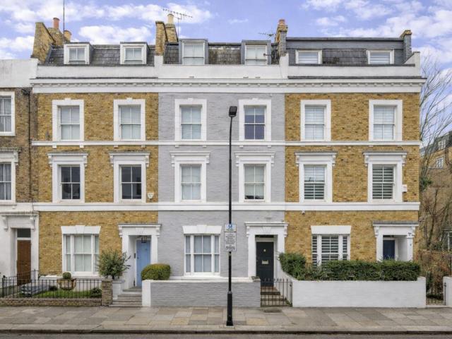 Holmead Road, London, SW6 5 bed terraced house to rent £8,500 pcm £1,962 pw