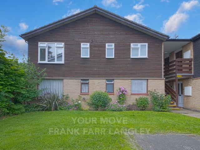 Holmedale, Slough SL2, 1 bed maisonette to rent, £1,100 pcm | PrimeLocation