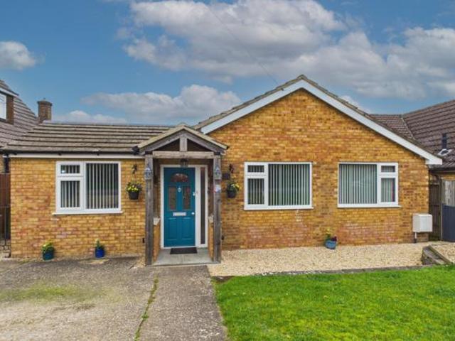 Holmer Green, Hogg Lane, High Wycombe, 4 Bedroom Detached