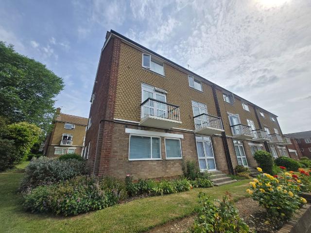 Holmes Avenue, Hove BN3, 2 bed property to rent, £1,700 pcm | PrimeLocation