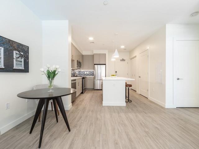 Holmes Beverly 2 Bedroom Apartment for Rent at 110 Rantoul St, Beverly, MA 01915