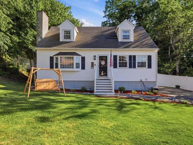 Holmes Dr, Manchester, Home For Sale