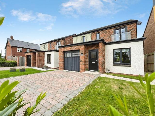 Holmes Row, Newcastle Upon Tyne NE20 3 bed detached house to rent £2,350 pcm £542 pw