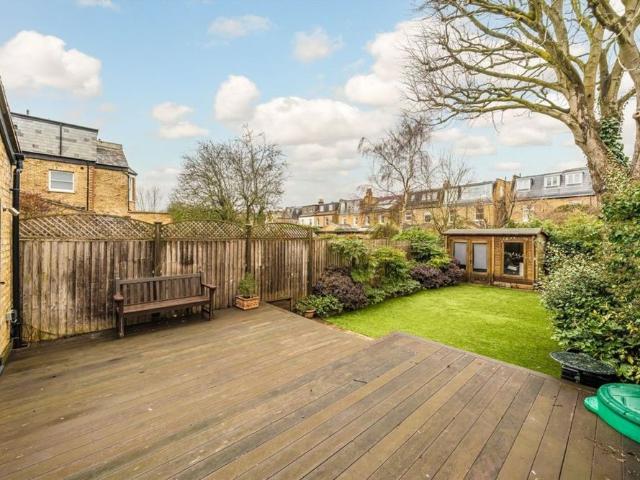 Holmes Road, TW1, London