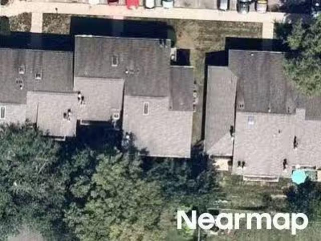 Holmes Rd Apt 202