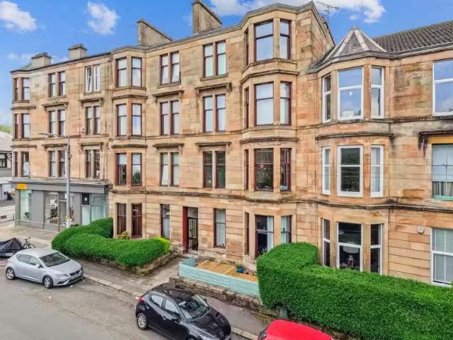 Holmhead Crescent, Flat 1/1. 2 bed flat for sale £159,000