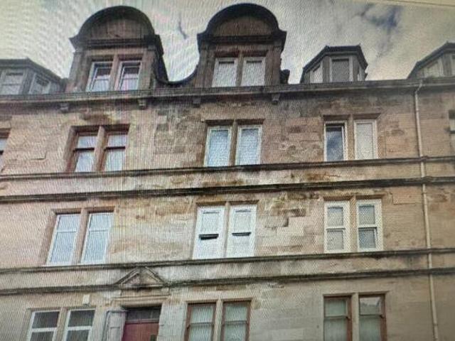 Holmscroft Street, Greenock, 2 Bedroom Flat
