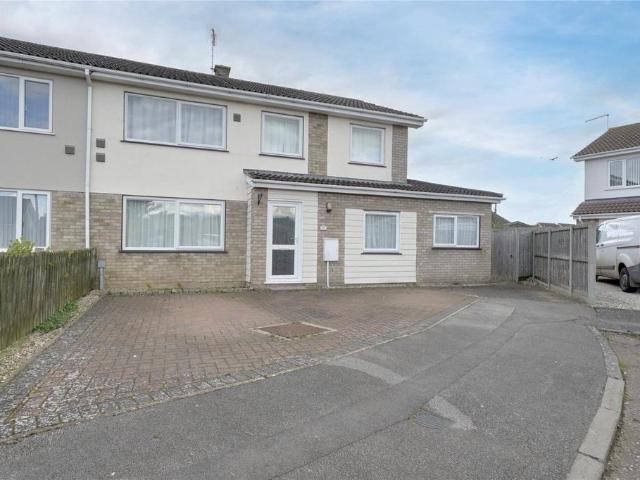Holmsey Green Gardens, Beck Row, Bury. 4 bed semi detached house to rent £1,685 pcm £389 pw